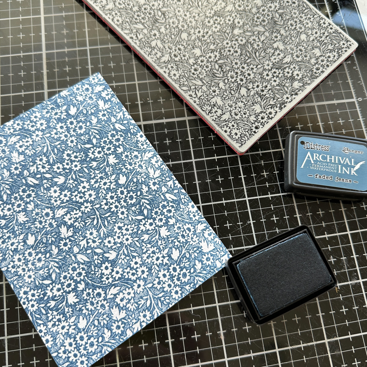 Gift idea! Tiny Prints Hello There Card Box Set