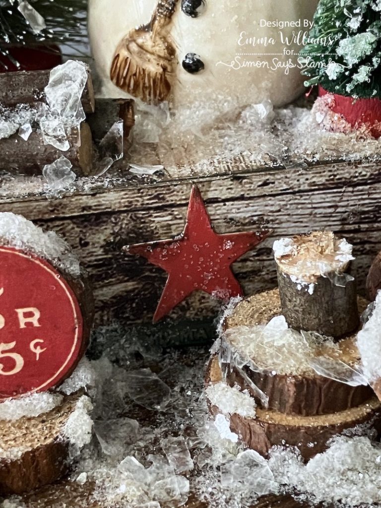 Create A Cozy Christmas Vignette Scene!