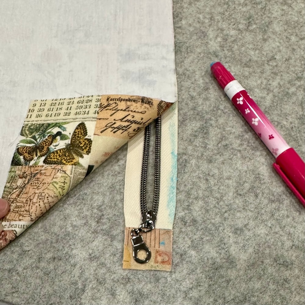 These Handmade Zipper Pouches are Approachable AND Make a GREAT GIFT!